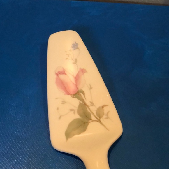 Other | Vintage Ceramic Cake Server | Poshmark